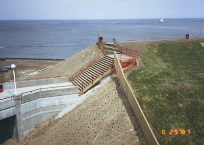 THE MARCUS AMPHITHEATER - Hunzinger Construction Co.