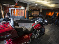HARLEY-DAVIDSON MOTOR COMPANY - CORPORATE HEADQUARTERS - Hunzinger ...