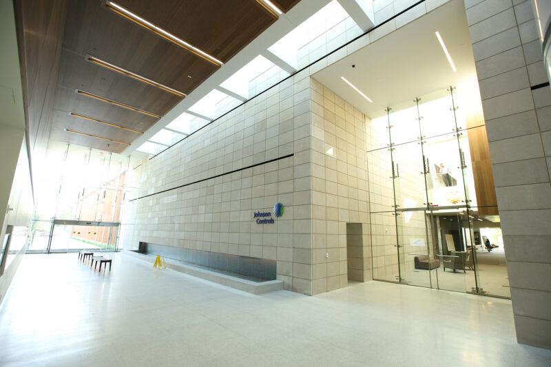 JOHNSON CONTROLS, INC. CORPORATE HEADQUARTERS CAMPUS - Hunzinger ...