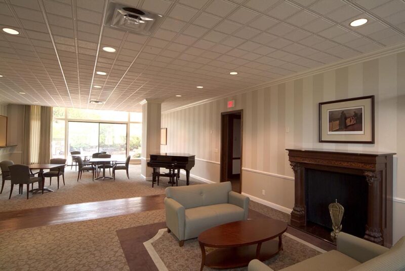 REGENCY HOUSE CONDOMINIUMS - Hunzinger Construction Co.